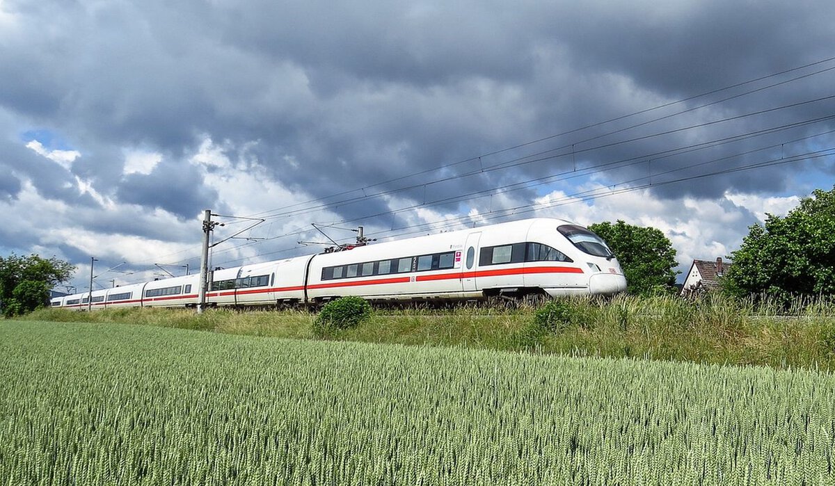 Zwischen München und Ingolstadt: Zugverkehr lahmgelegt nach Beinahe-Zusammenstoß